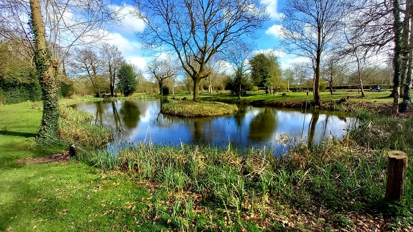Coppice Lane Pools - Fisheries.co.uk