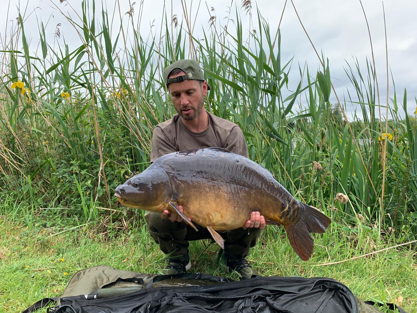 Field Aston Reservoir - Fisheries.co.uk