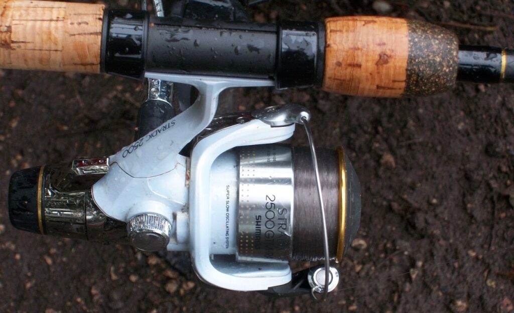 Fishing using a sliding float - Fisheries.co.uk