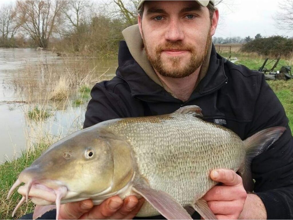 Catching barbel on a flooded river - Fisheries.co.uk