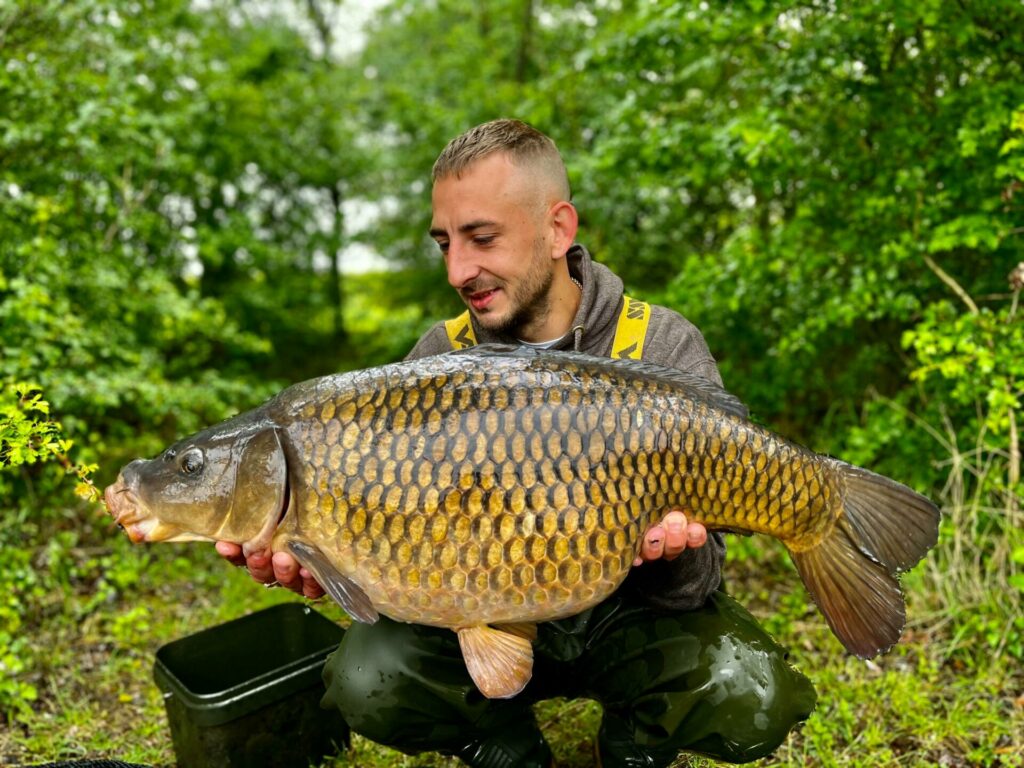 Hawton Waters - Fisheries.co.uk