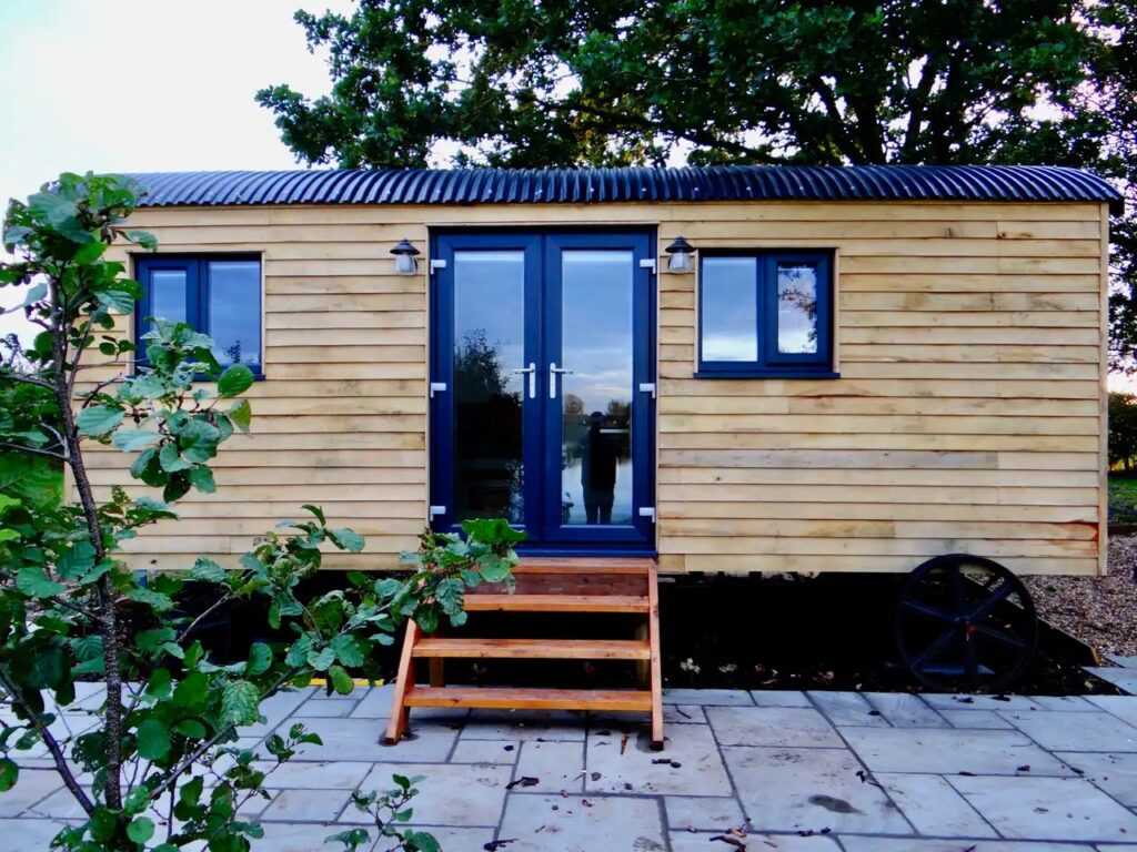 Hawton Waters - Fisheries.co.uk