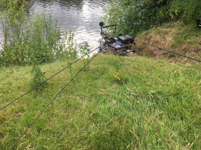 Guide to stick float fishing - Fisheries.co.uk