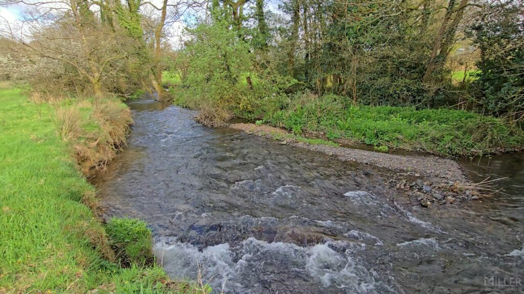 Sprighill Farm with River Lew Frontage - Fisheries.co.uk